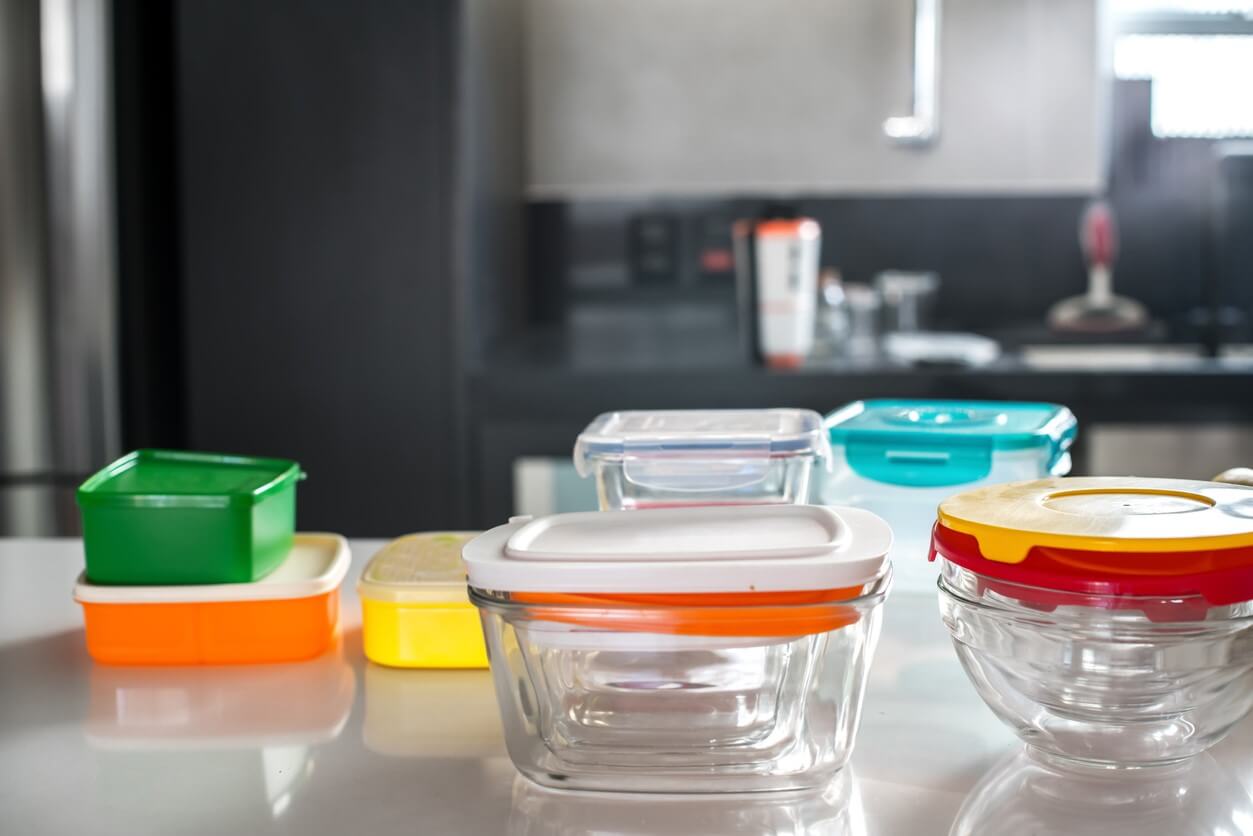Tupperware : vente pyramidale à domicile